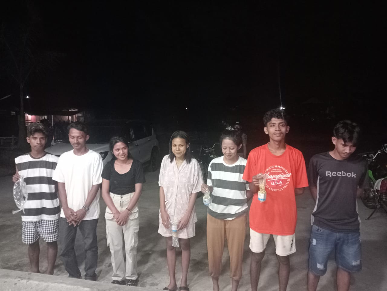 Asyik Pesta Miras dan Ngelem Sekamar, 7 Pemuda di Halsel Kena Hukum ...