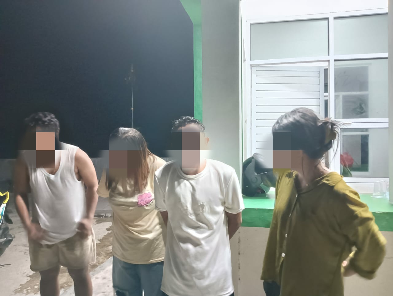 Dua Pasangan Bukan Suami Istri Terkena Razia Satpol PP Halmahera Selatan - Salawaku.id